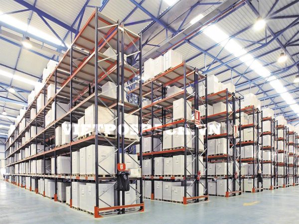 Kệ Selective sử dụng trong các mô hình nhà kho sản xuất