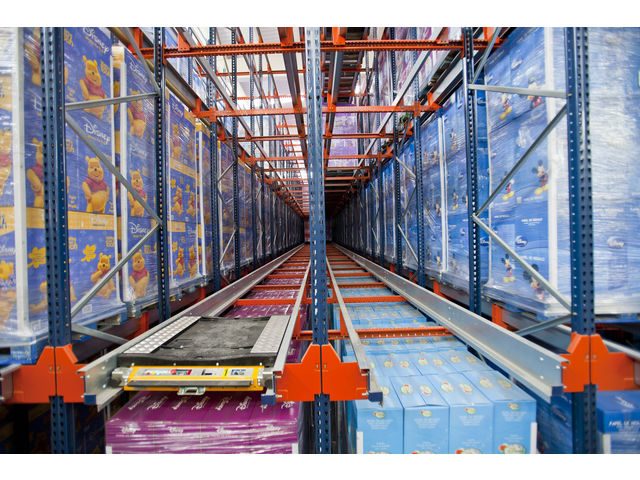 Radio Shuttle automatic retrieval shelving system - Việt POS Rack
