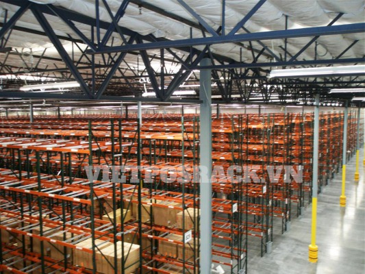 Selective Very Narrow Aisle Rack - Việt POS Rack