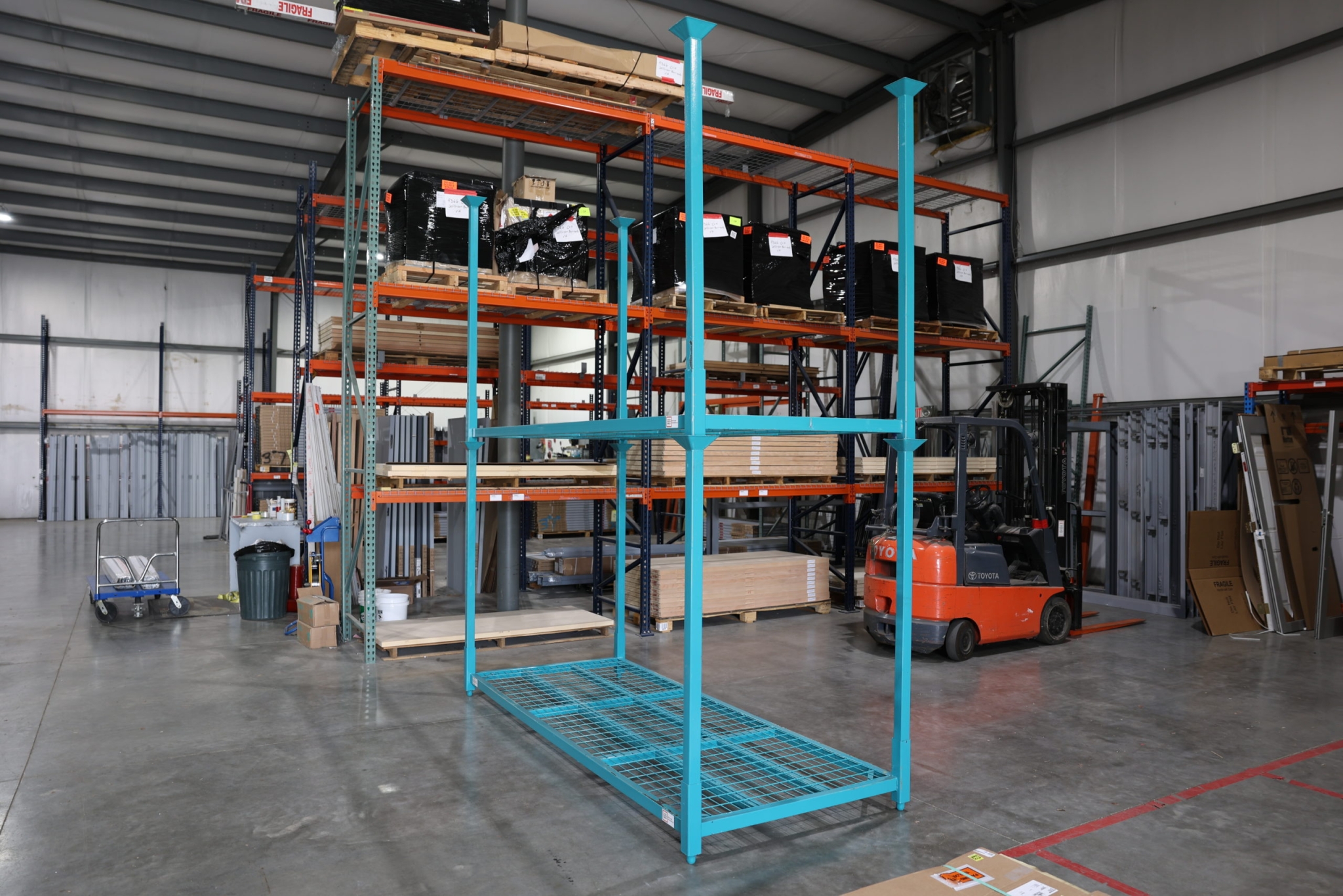Kệ kho Stacking rack cho sản phẩm đóng gói - Việt POS Rack