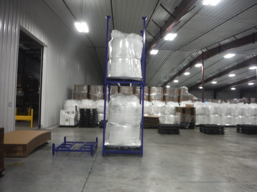 Bulk Bag Stacking Rack - Việt POS Rack